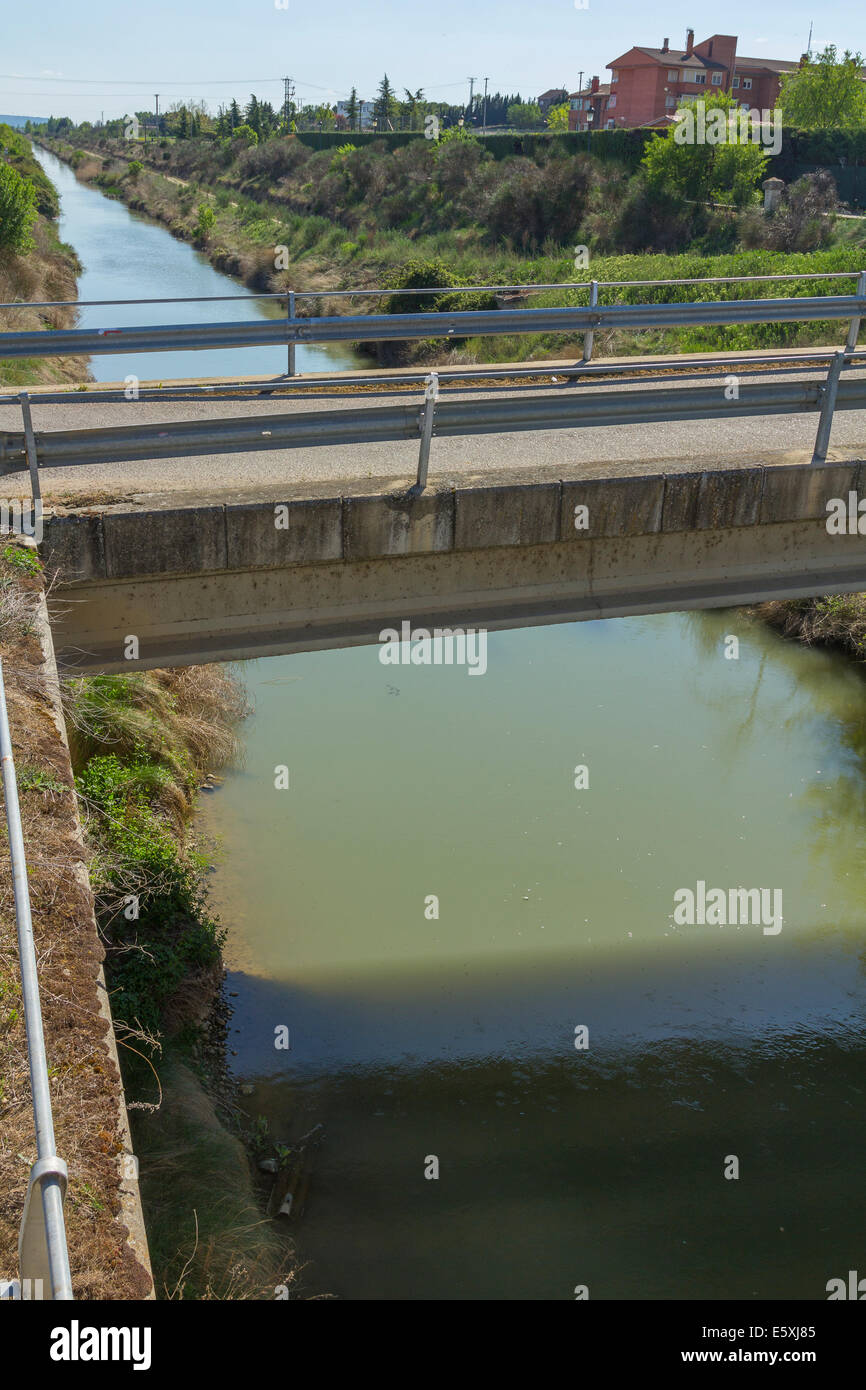 small bridge over a canal Stock Photo - Alamy