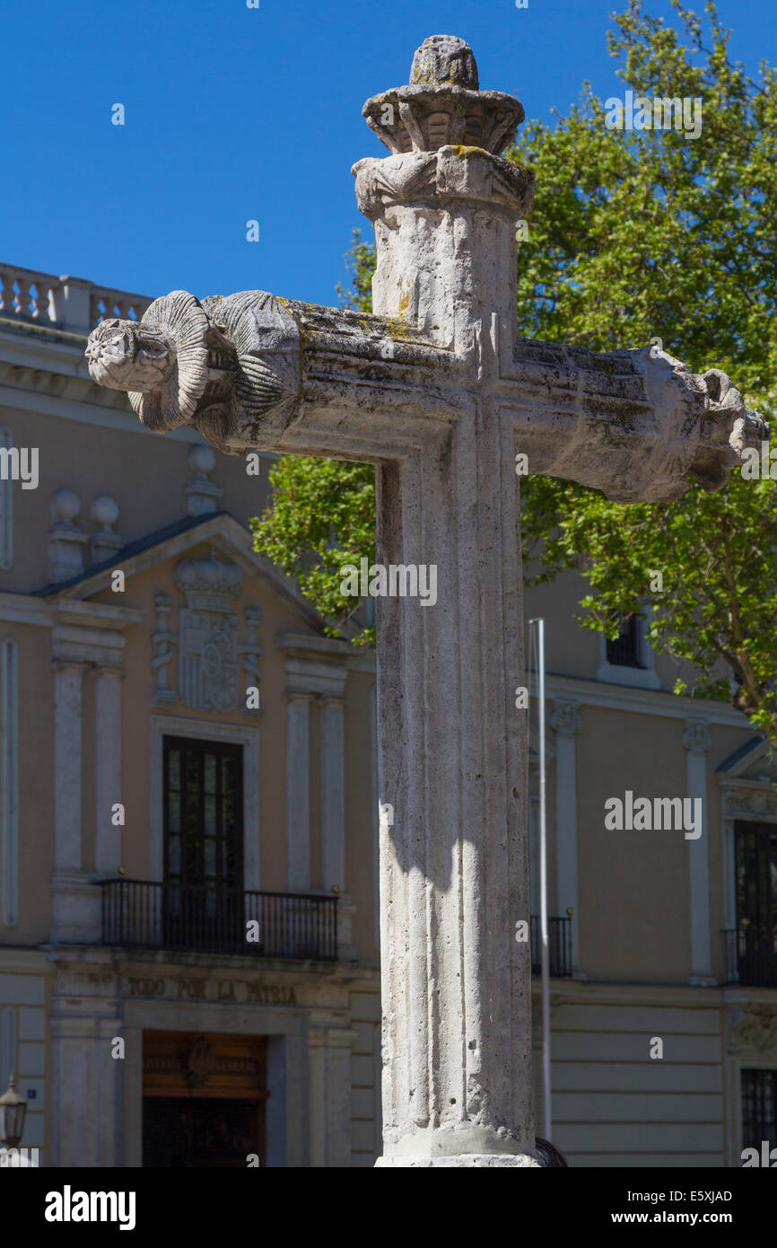 stone sculpture of a Christian cross Stock Photo - Alamy