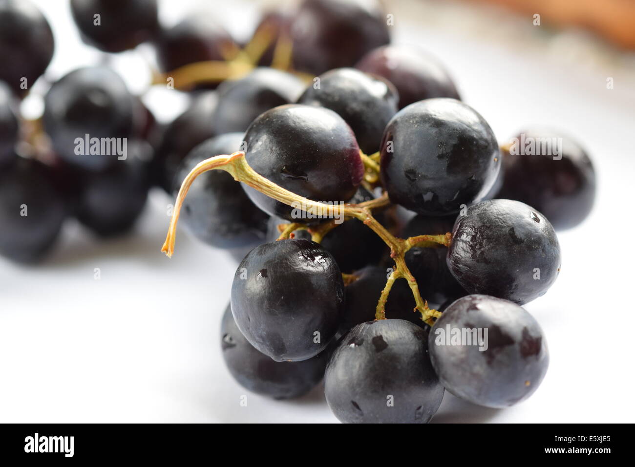 a bunch of Grapes Stock Photo - Alamy