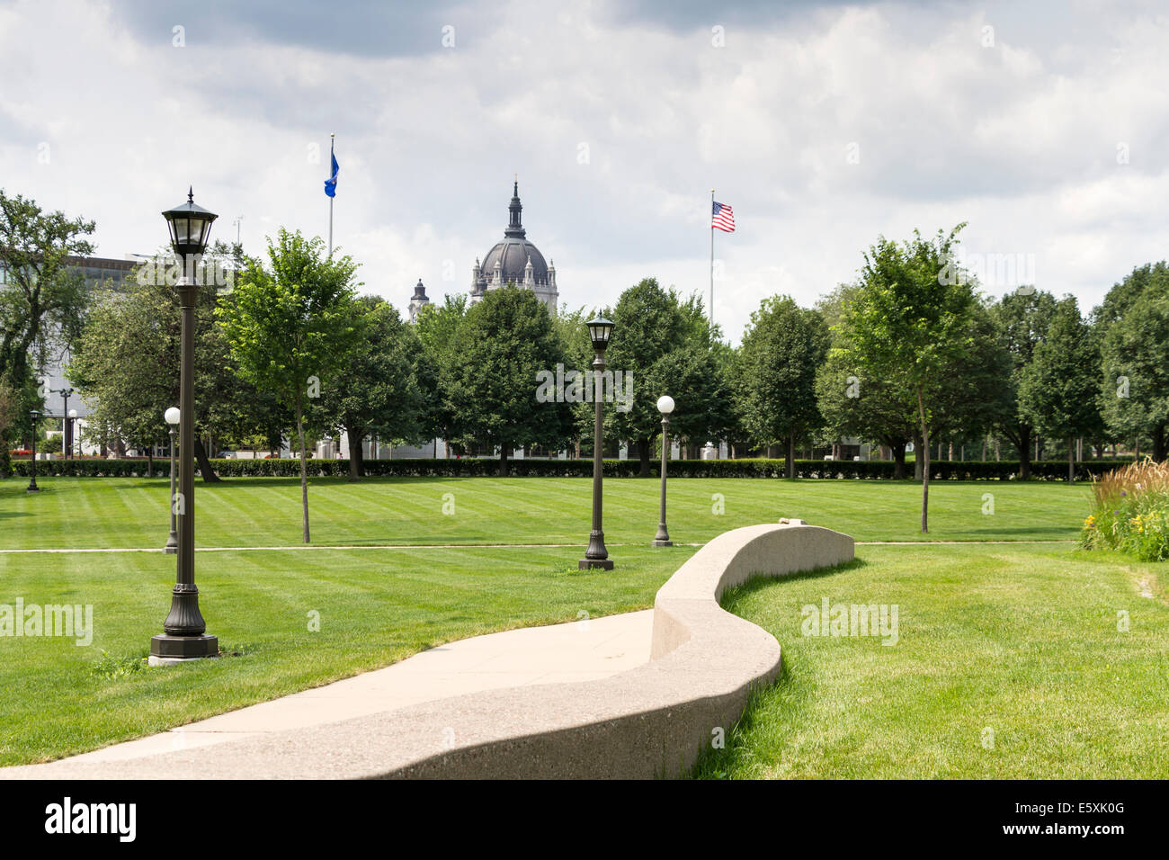 Midwestern gardens hi-res stock photography and images - Alamy