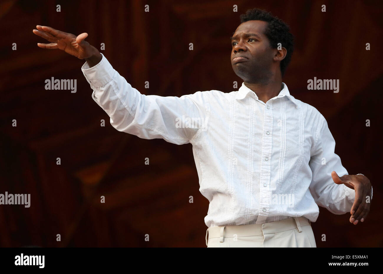 American sign language hi-res stock photography and images - Alamy