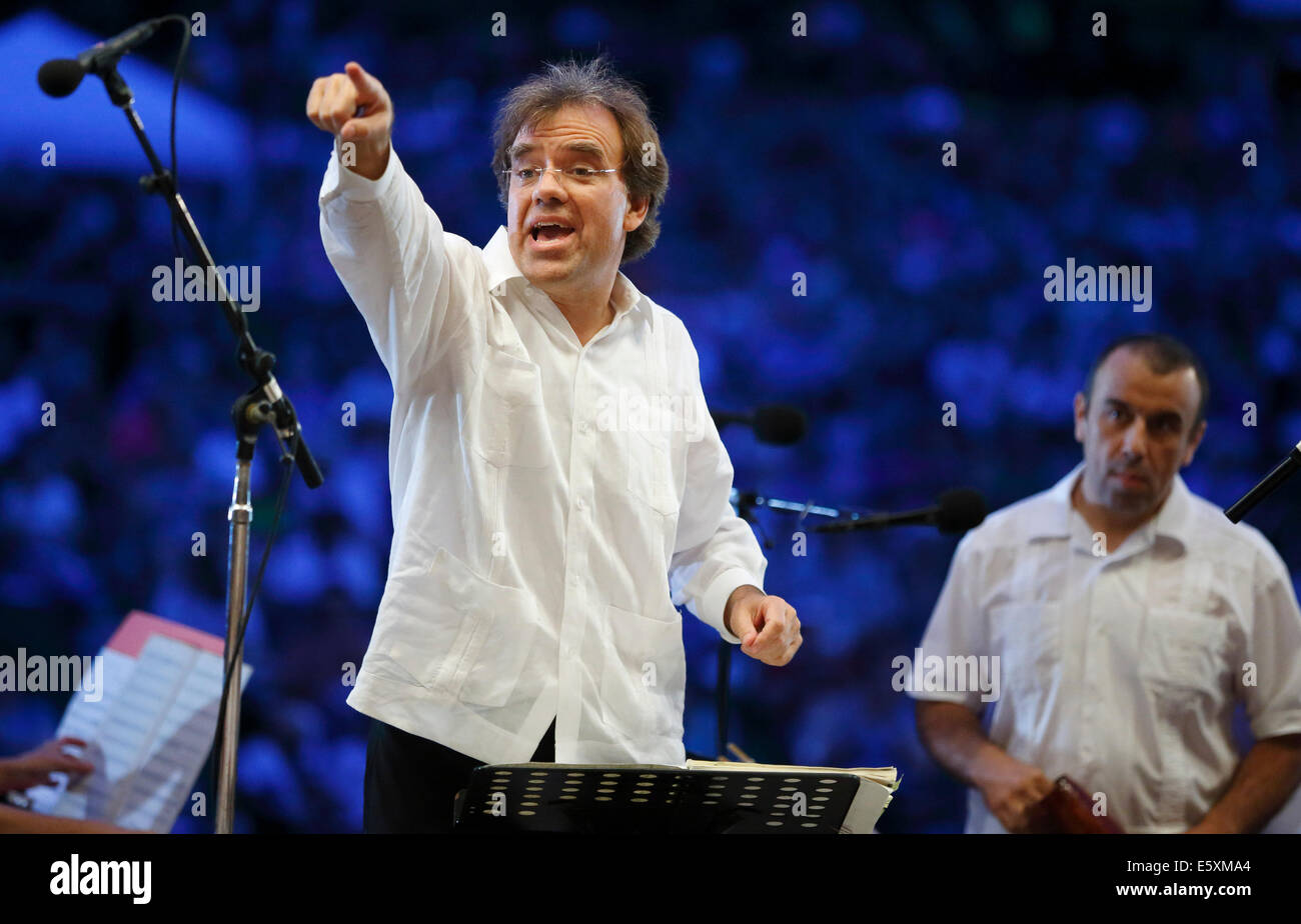 Music director Christopher Wilkins during a concert with Boston ...