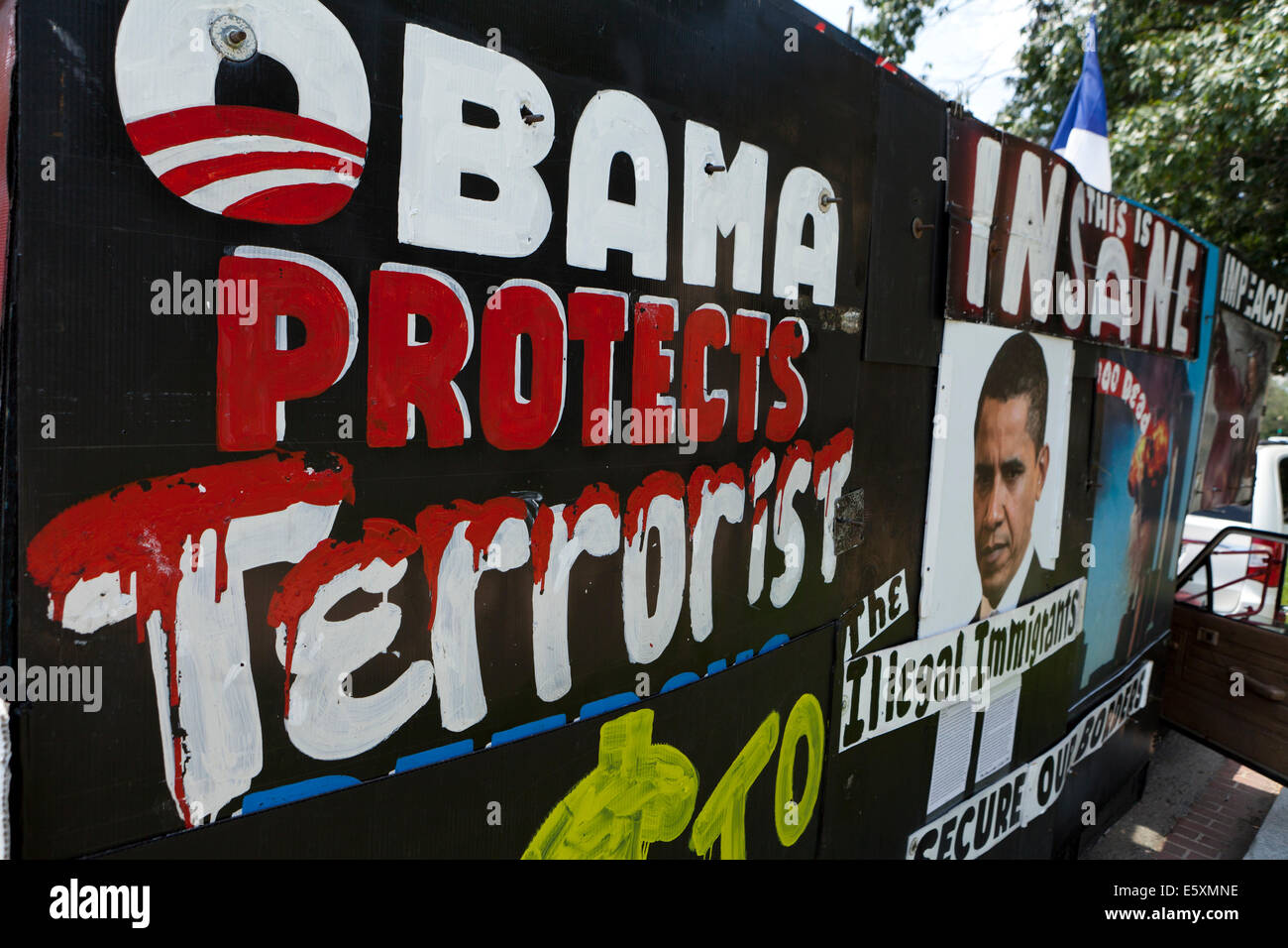 Political display hi-res stock photography and images - Alamy