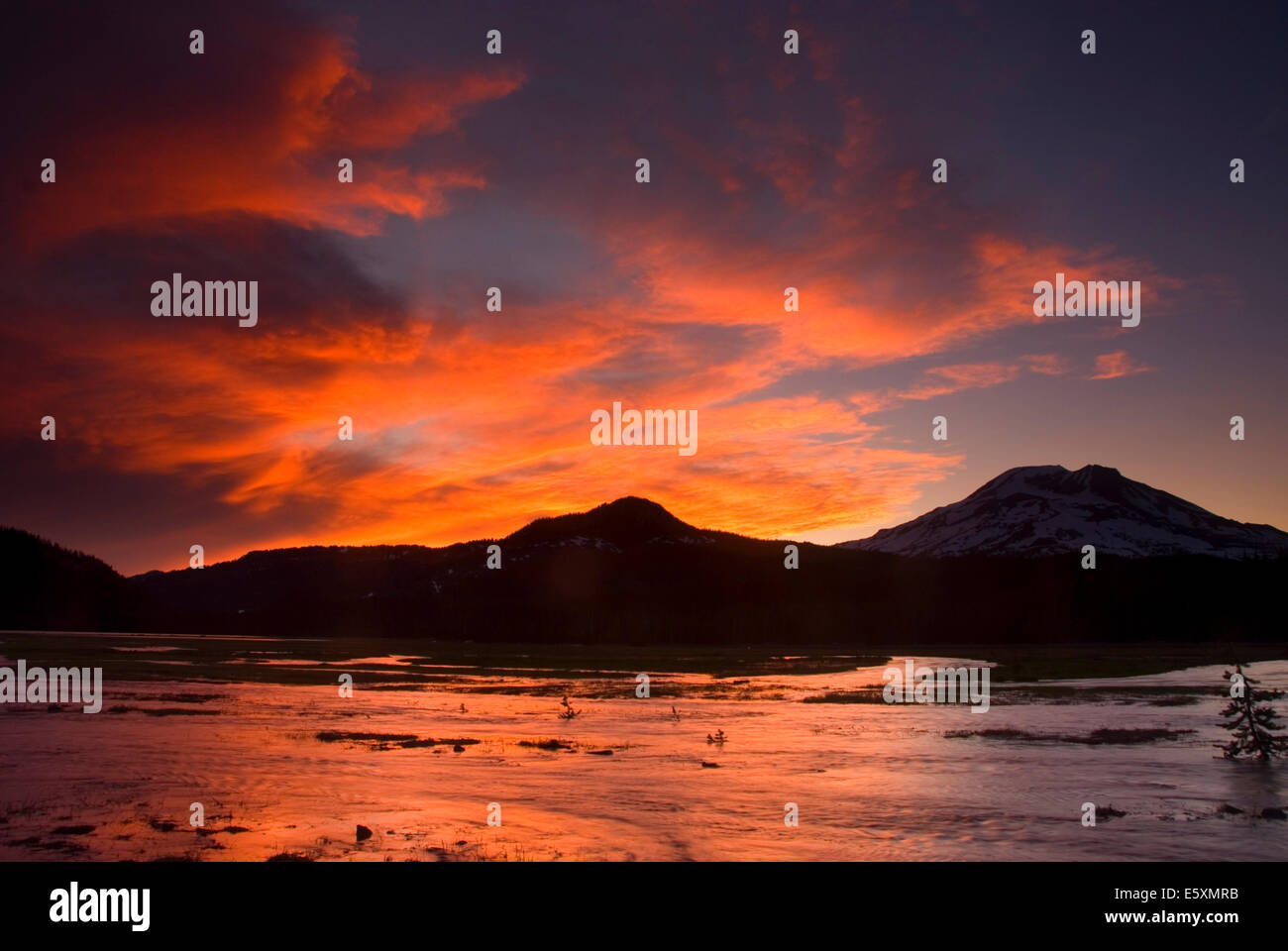 Soda Creek sunset, Cascade Lakes National Scenic Byway, Deschutes ...