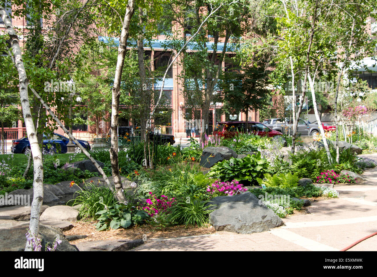 Gardens, Mears Park, St Paul, Minnesota, USA Stock Photo - Alamy