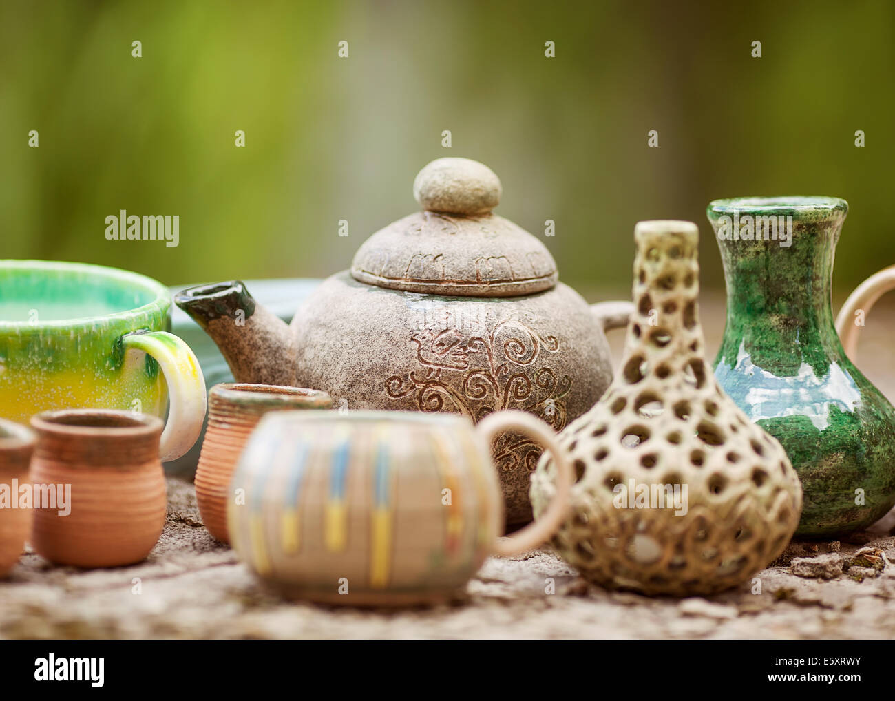 Colorful pottery. Beautiful painting Stock Photo - Alamy