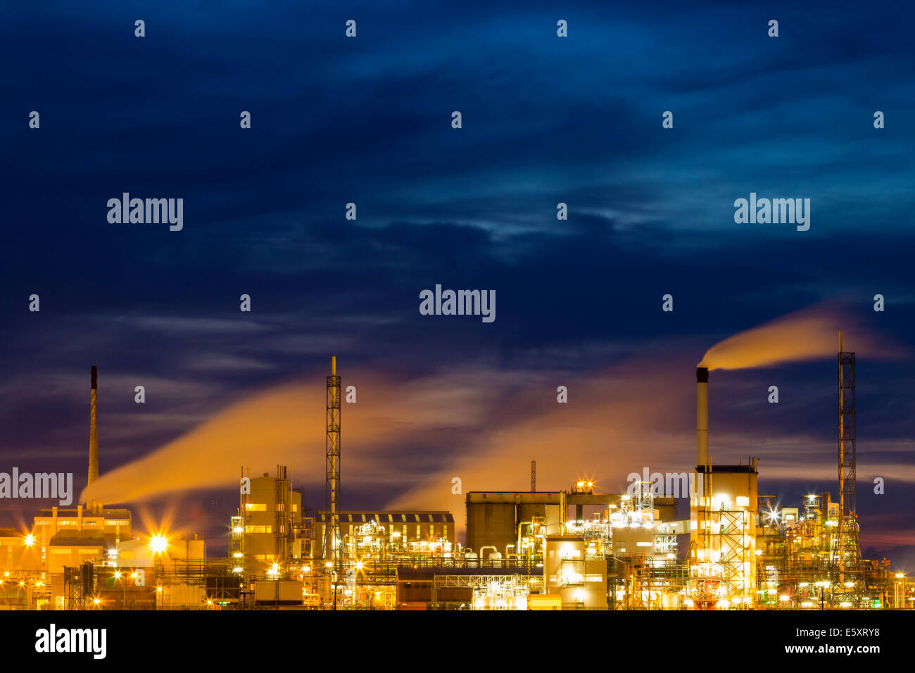 Titanium dioxide plant hi-res stock photography and images - Alamy
