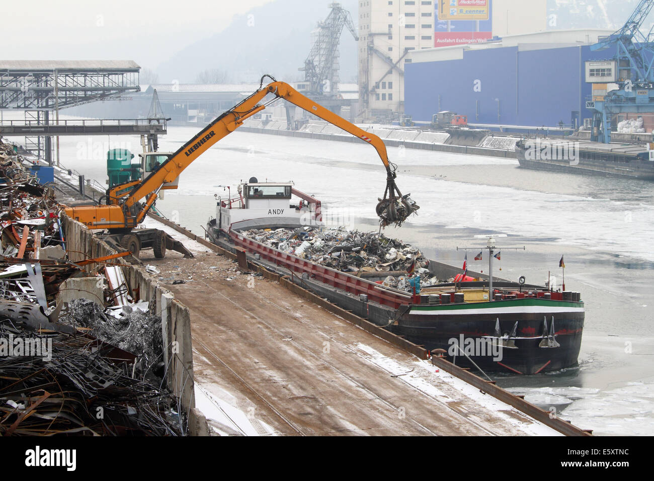 Loading ship scrap stuttgart harbour hi-res stock photography and ...