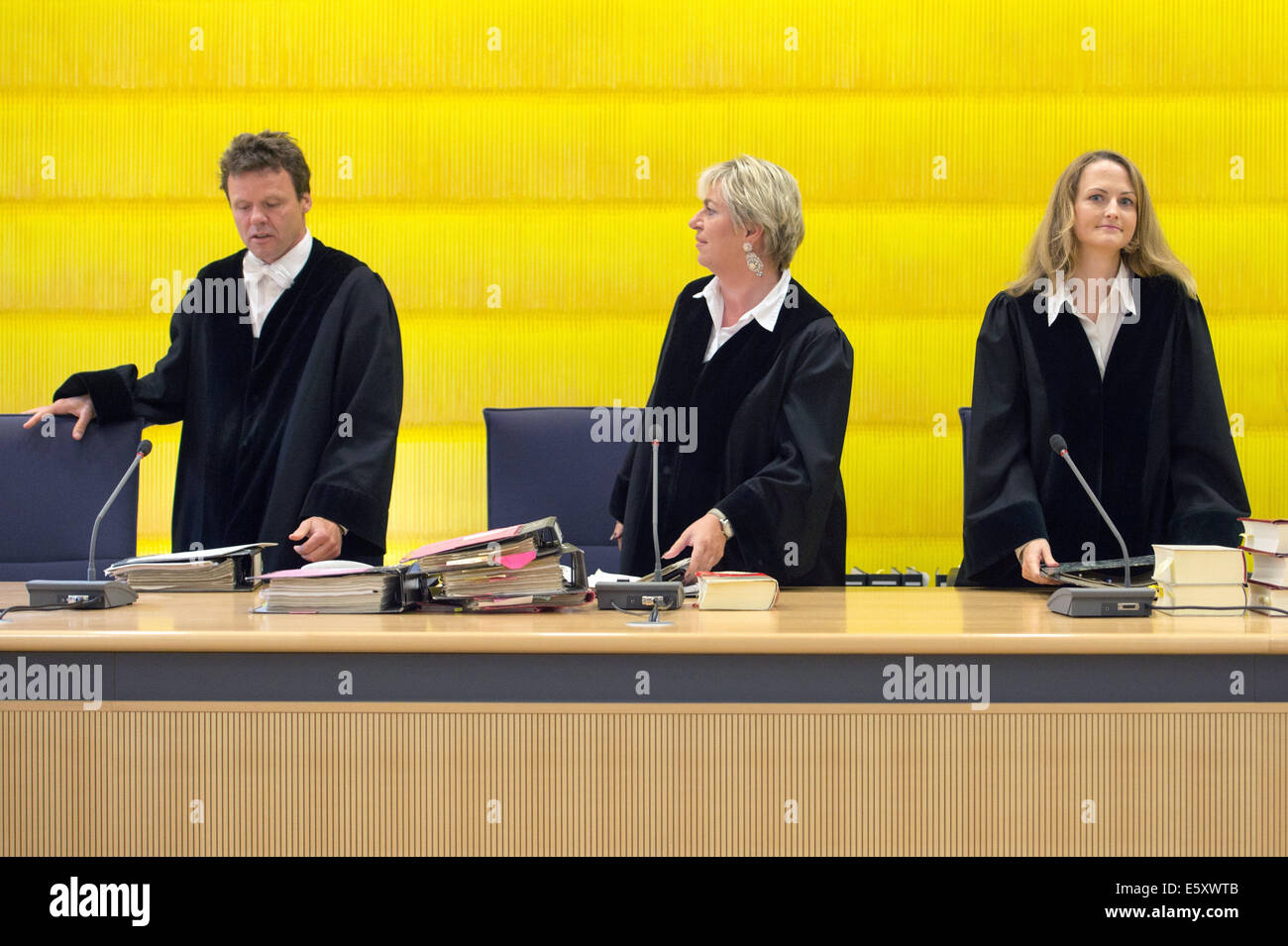 Regensburg, Germany. 08th Aug, 2014. Presiding judge Elke Escher (R ...
