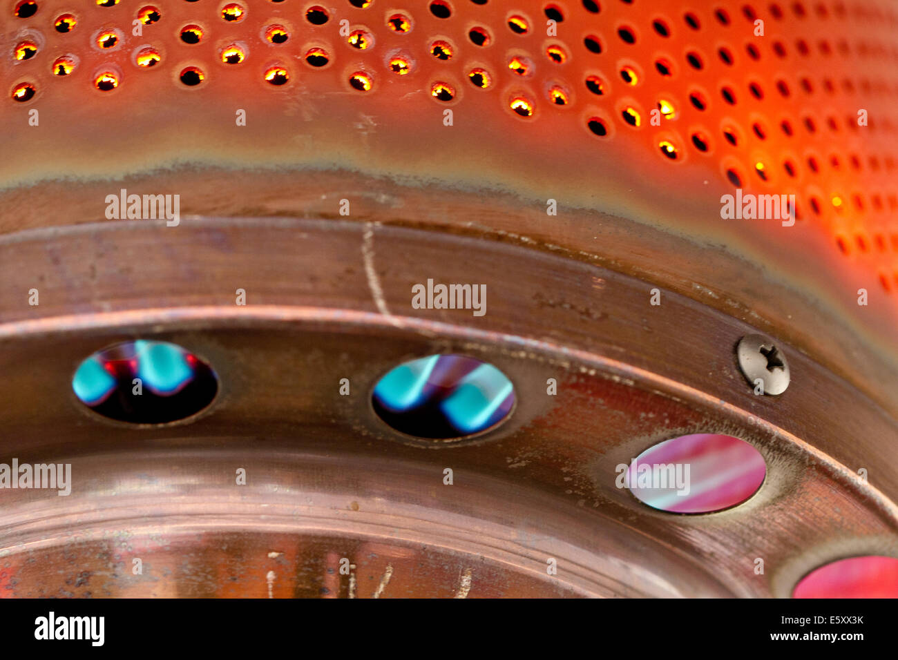 Circle heater hi-res stock photography and images - Alamy