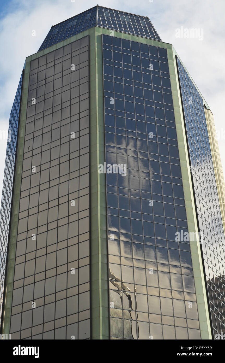 High-rise office building in Auckland's central business district (CBD ...