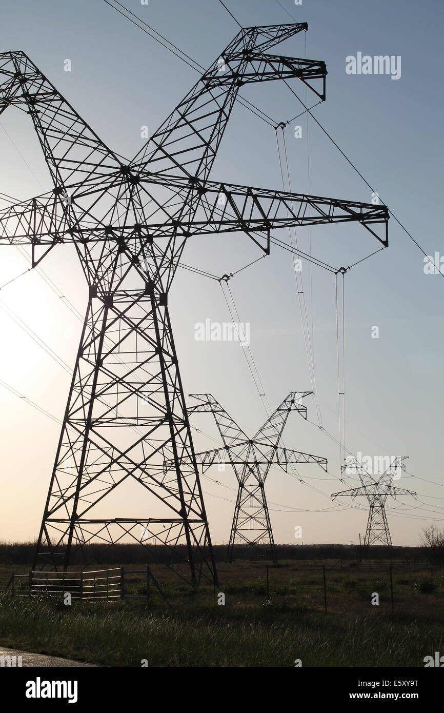 Texas power lines hi-res stock photography and images - Alamy