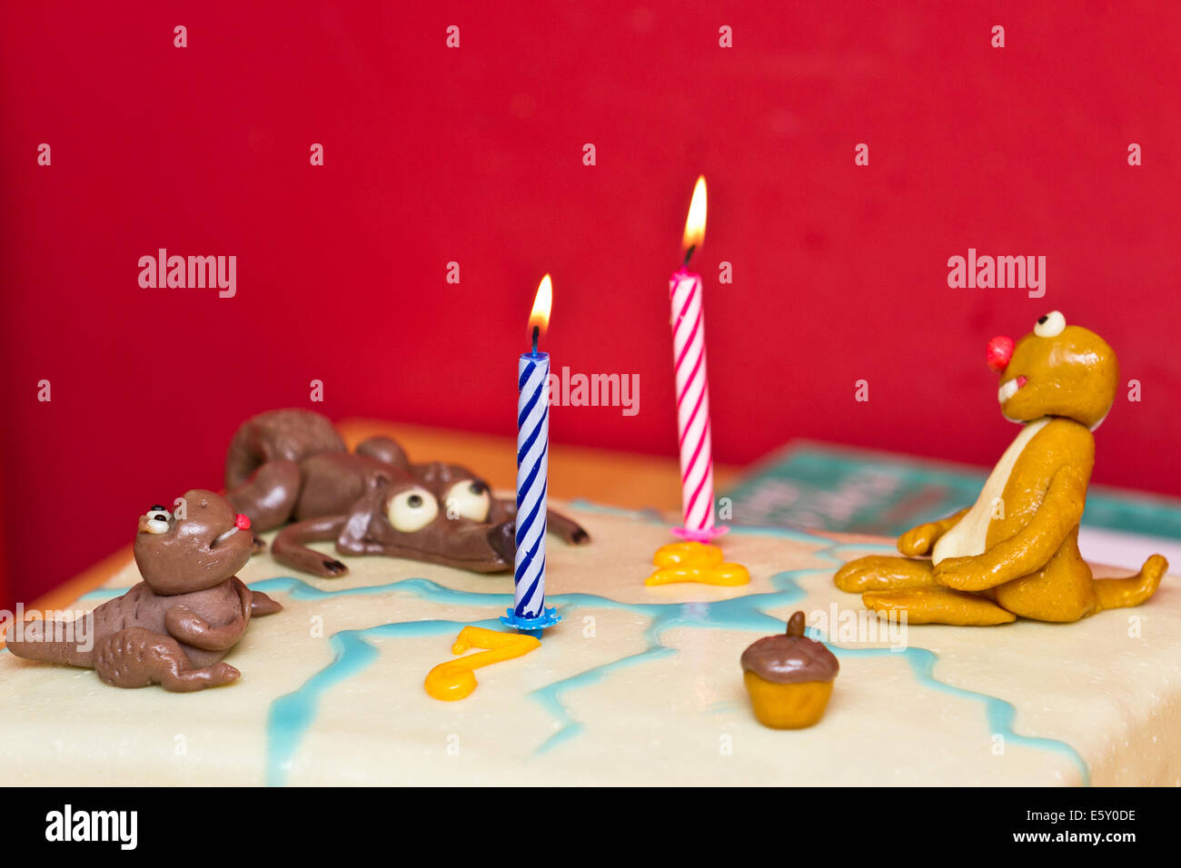 Birthday cake people blurred background hi-res stock photography and ...