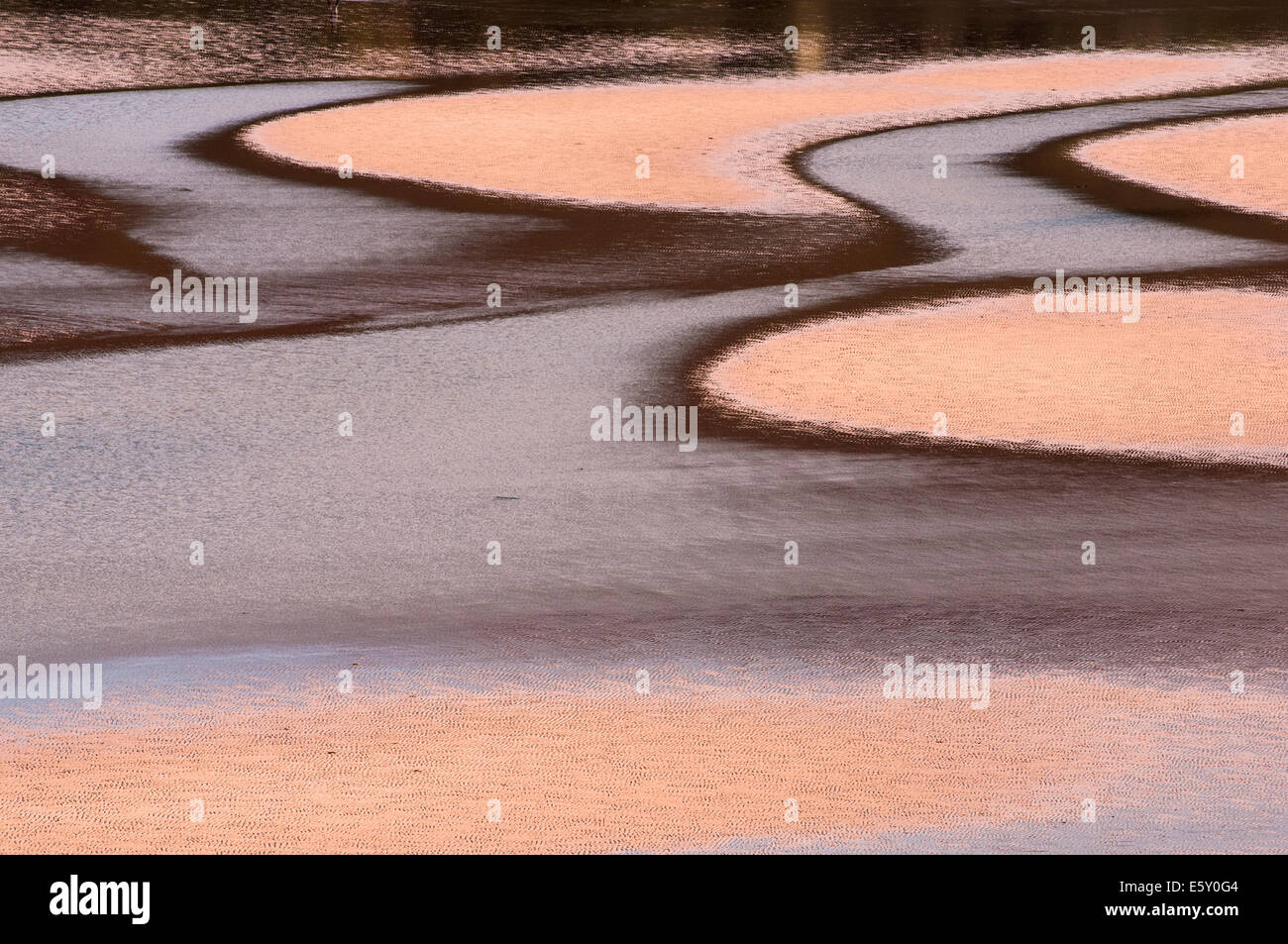 Sand formed patterns hi-res stock photography and images - Alamy