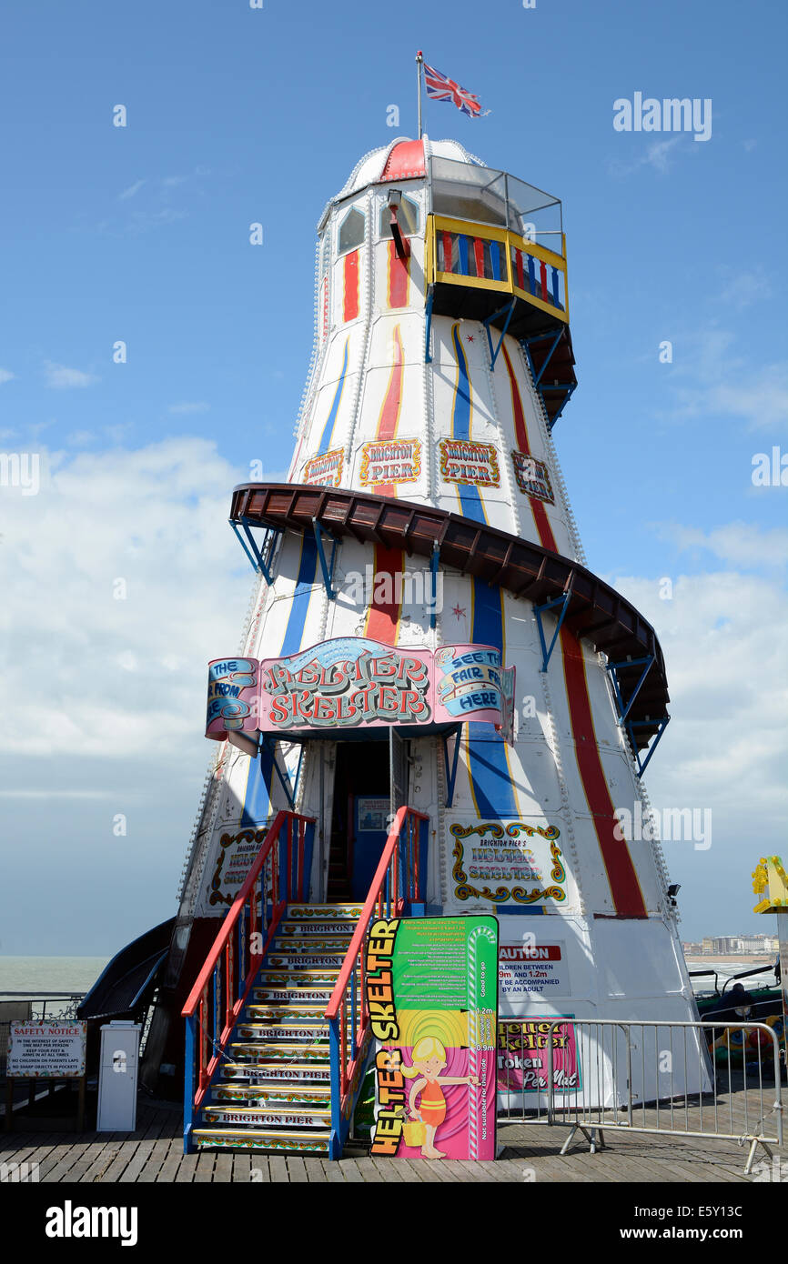 Funfair helter tower hi-res stock photography and images - Alamy