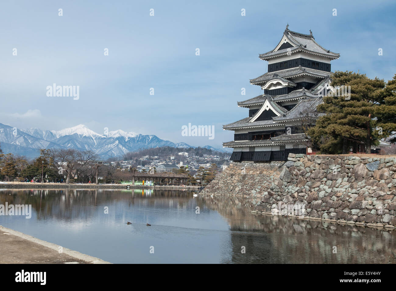 Himeji castle winter hi-res stock photography and images - Alamy