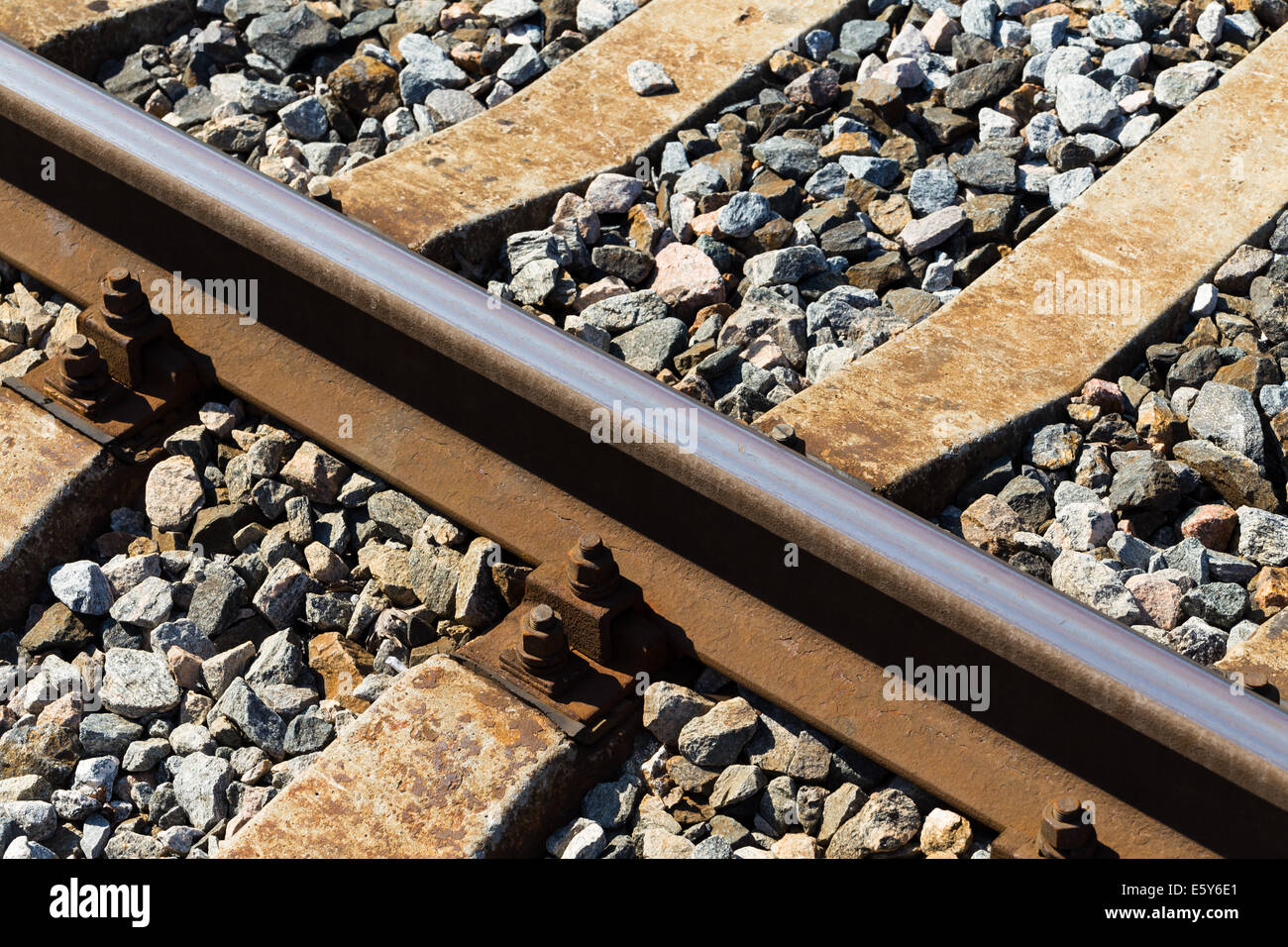 Red metal rails hi-res stock photography and images - Alamy