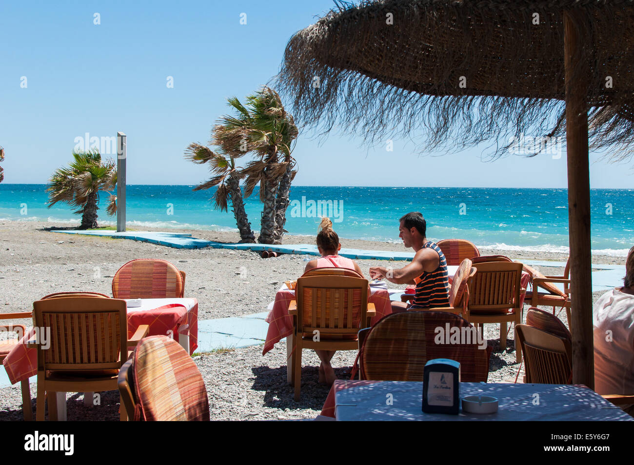 Pool with bar hi-res stock photography and images - Alamy