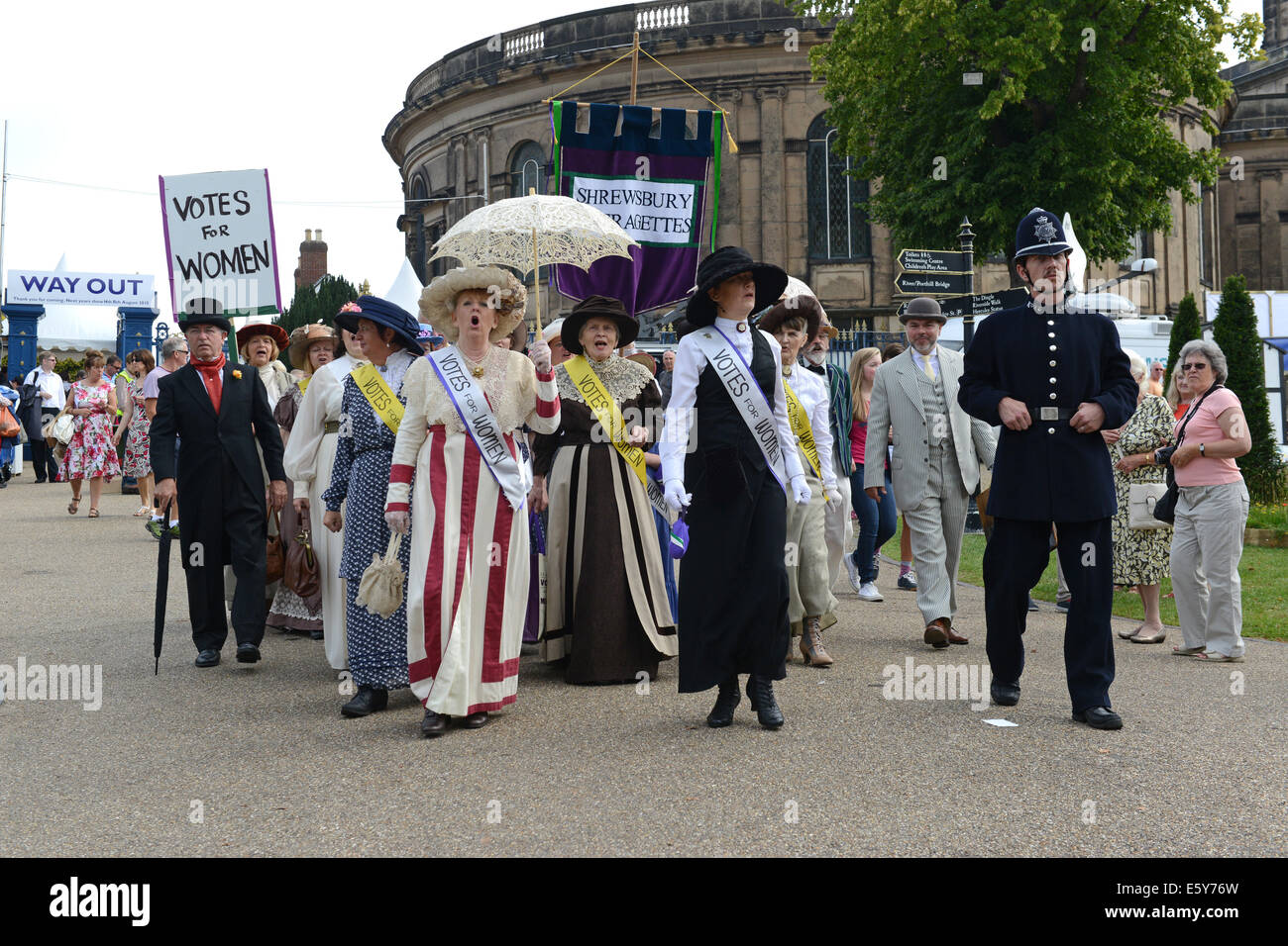 Suffragettes uk hi-res stock photography and images - Alamy