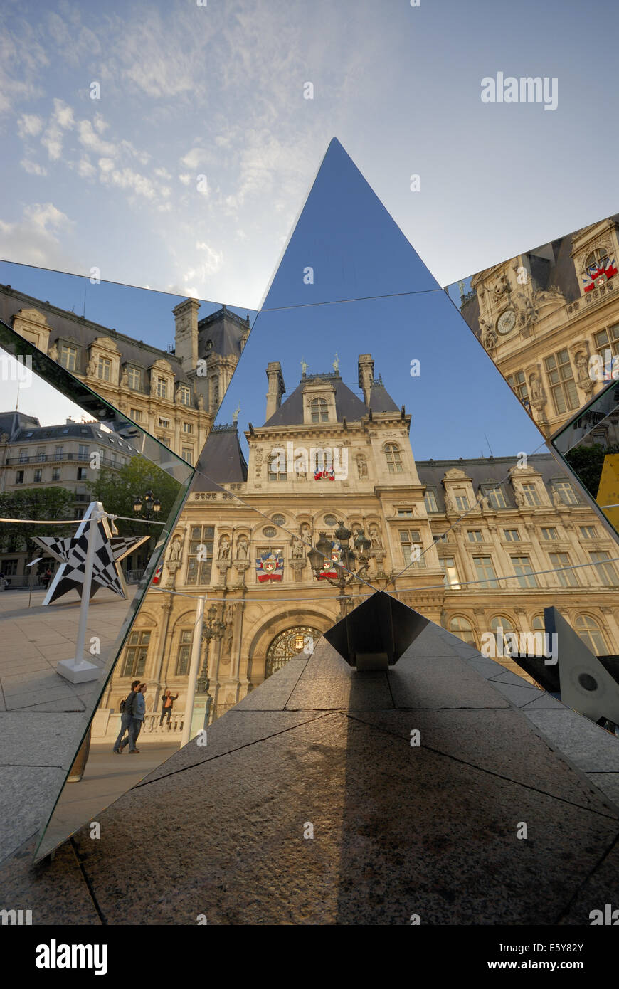 mirror artwork reflecting Hotel de Ville, Paris, France Stock Photo - Alamy