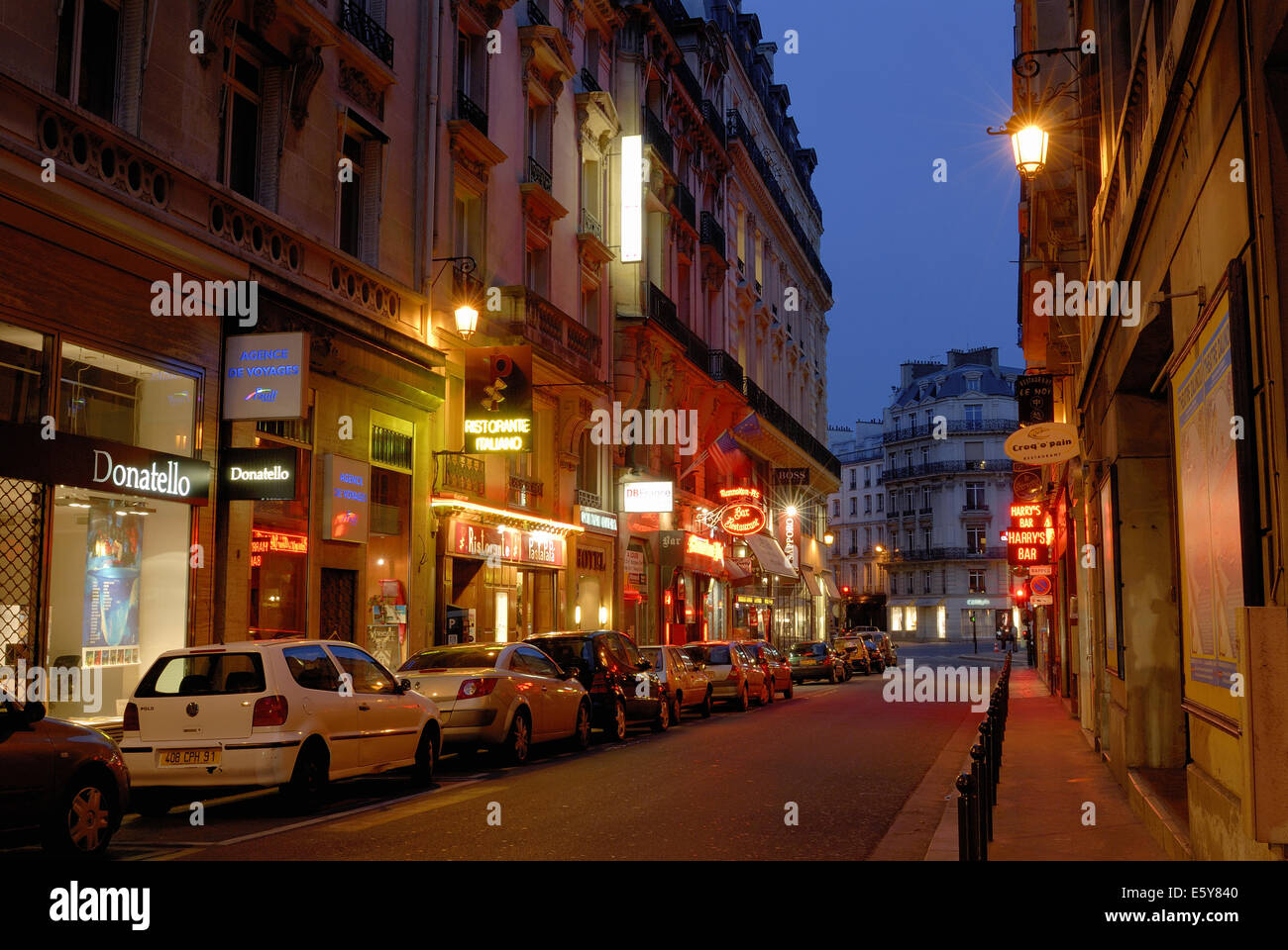 Backstreet district hi-res stock photography and images - Alamy