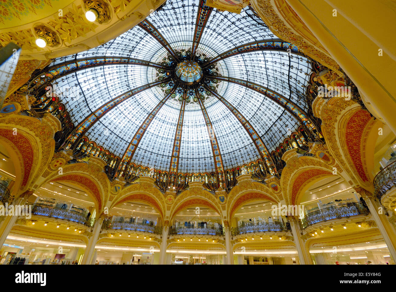 Galeries Lafayette, shopping mall, Paris, France Stock Photo - Alamy