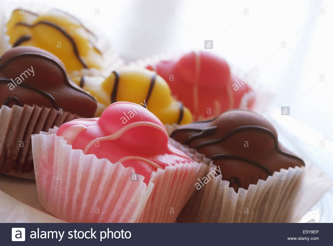 French Fancies Stock Photos & French Fancies Stock Images - Alamy