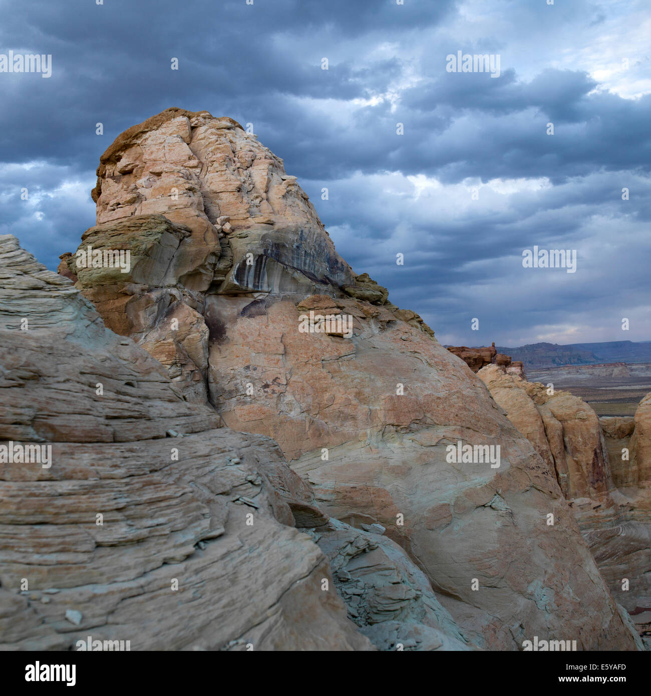 Geology rocks square hi-res stock photography and images - Alamy