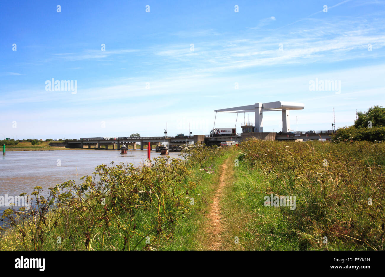 A view of the Angles Way long distance path approaching Breydon Bridge ...