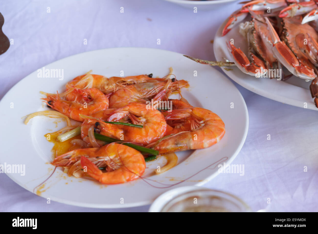 Prawns roast hi-res stock photography and images - Alamy