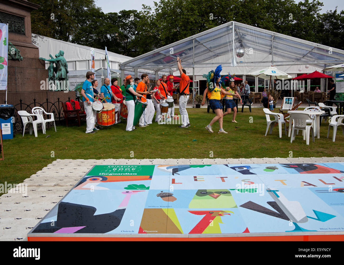 2014 edinburgh book festival hi-res stock photography and images - Alamy