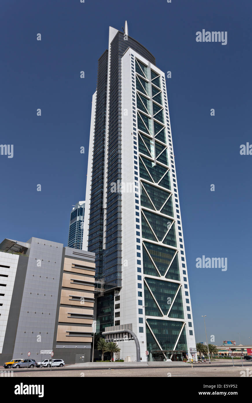 Dubai Hochhaus High Resolution Stock Photography and Images - Alamy