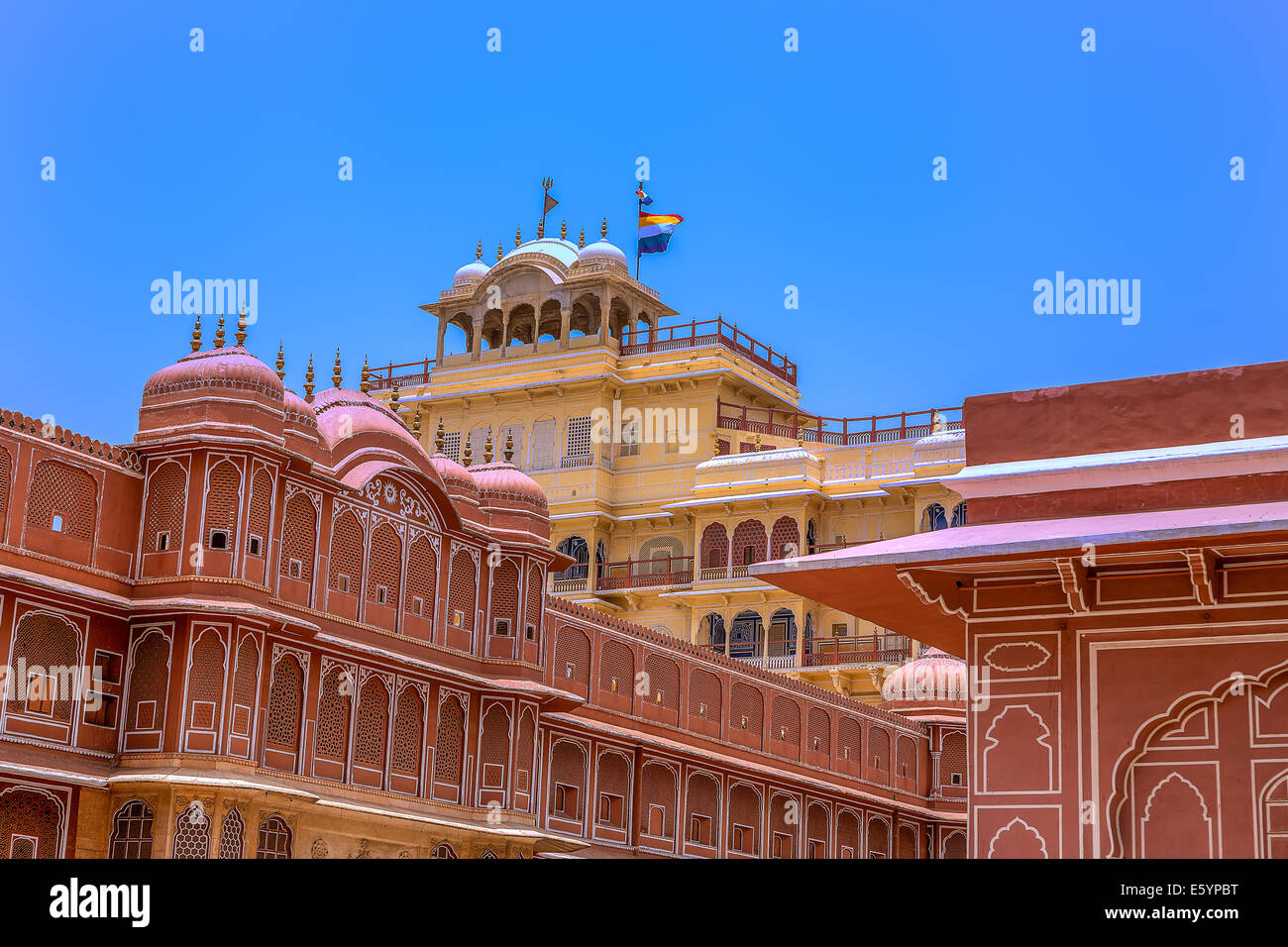 Ancient arabic palace hi-res stock photography and images - Alamy