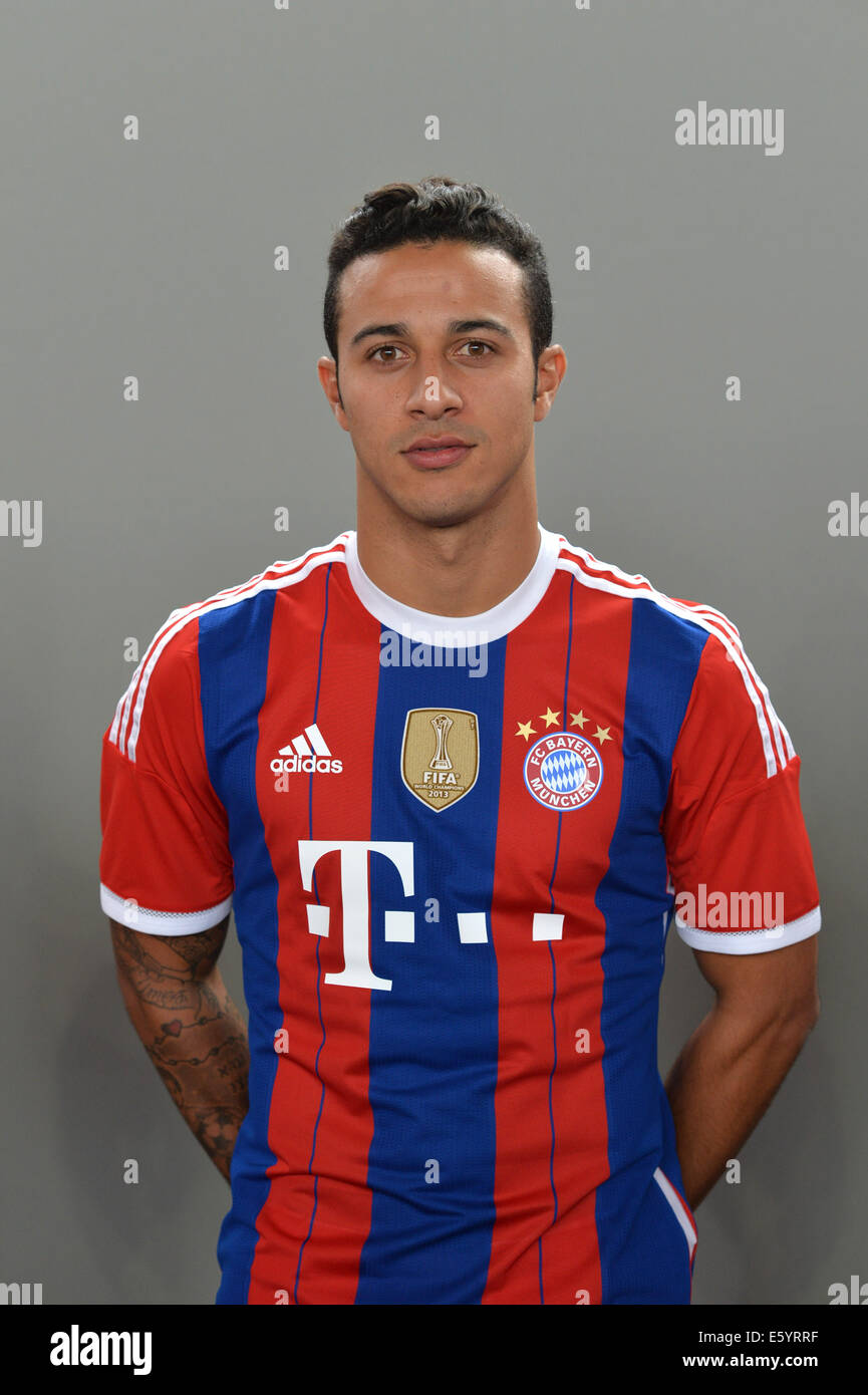 Thiago alcantara soccer hi-res stock photography and images - Alamy