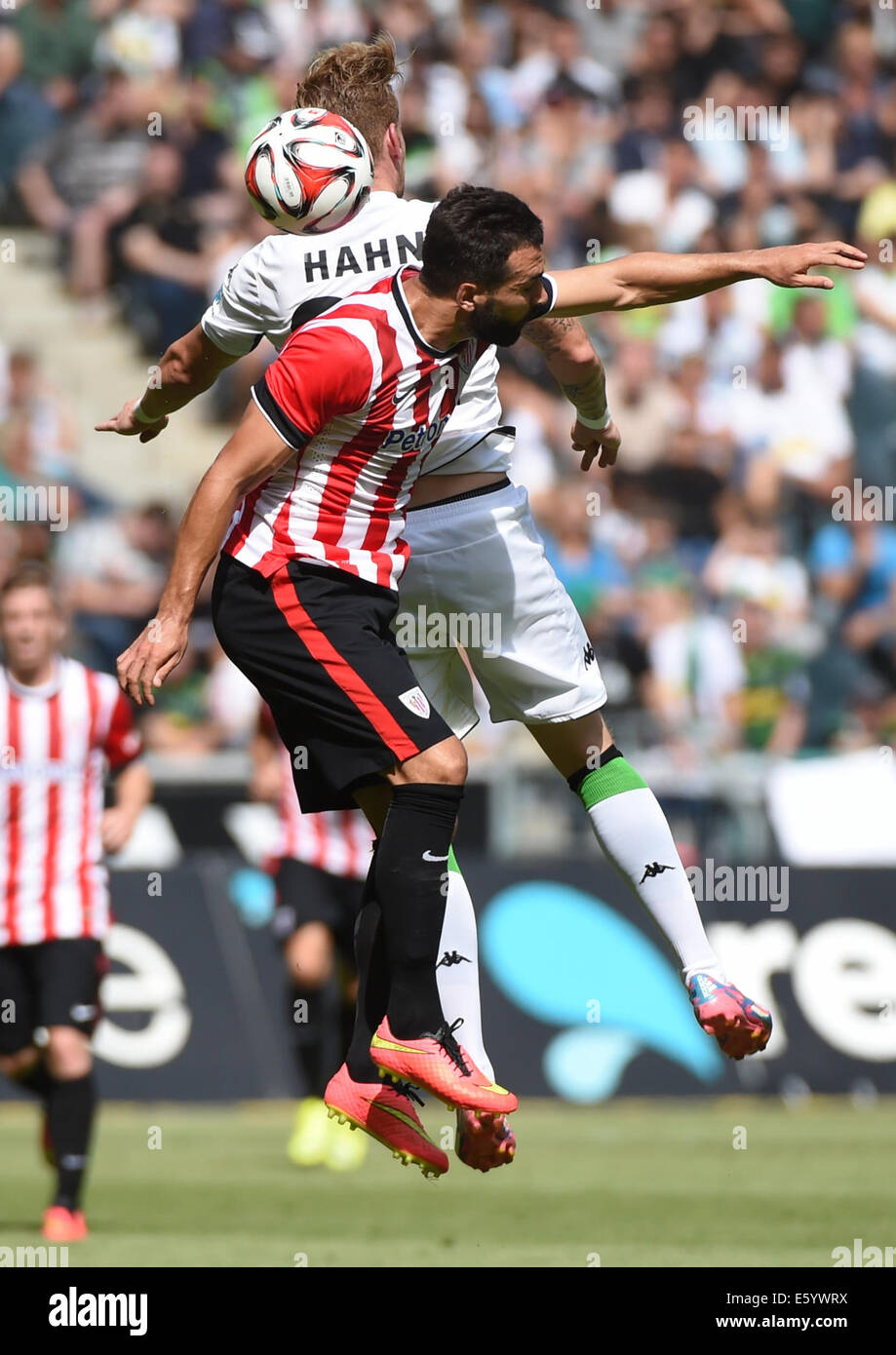 Moenchengladbach's Andre Hahn (BEHIND) and Bilbao's Mikel Balenziaga in ...