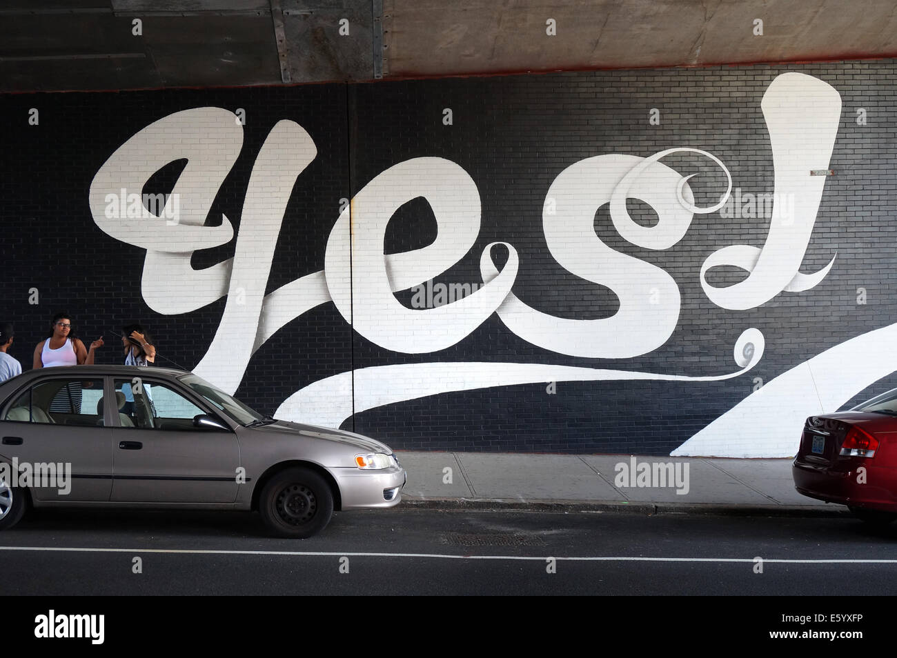 Sign saying "Yes! Stock Photo - Alamy
