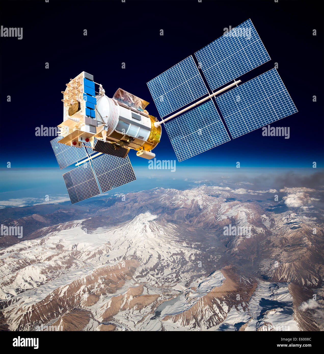 Satellite orbiting space hi-res stock photography and images - Alamy