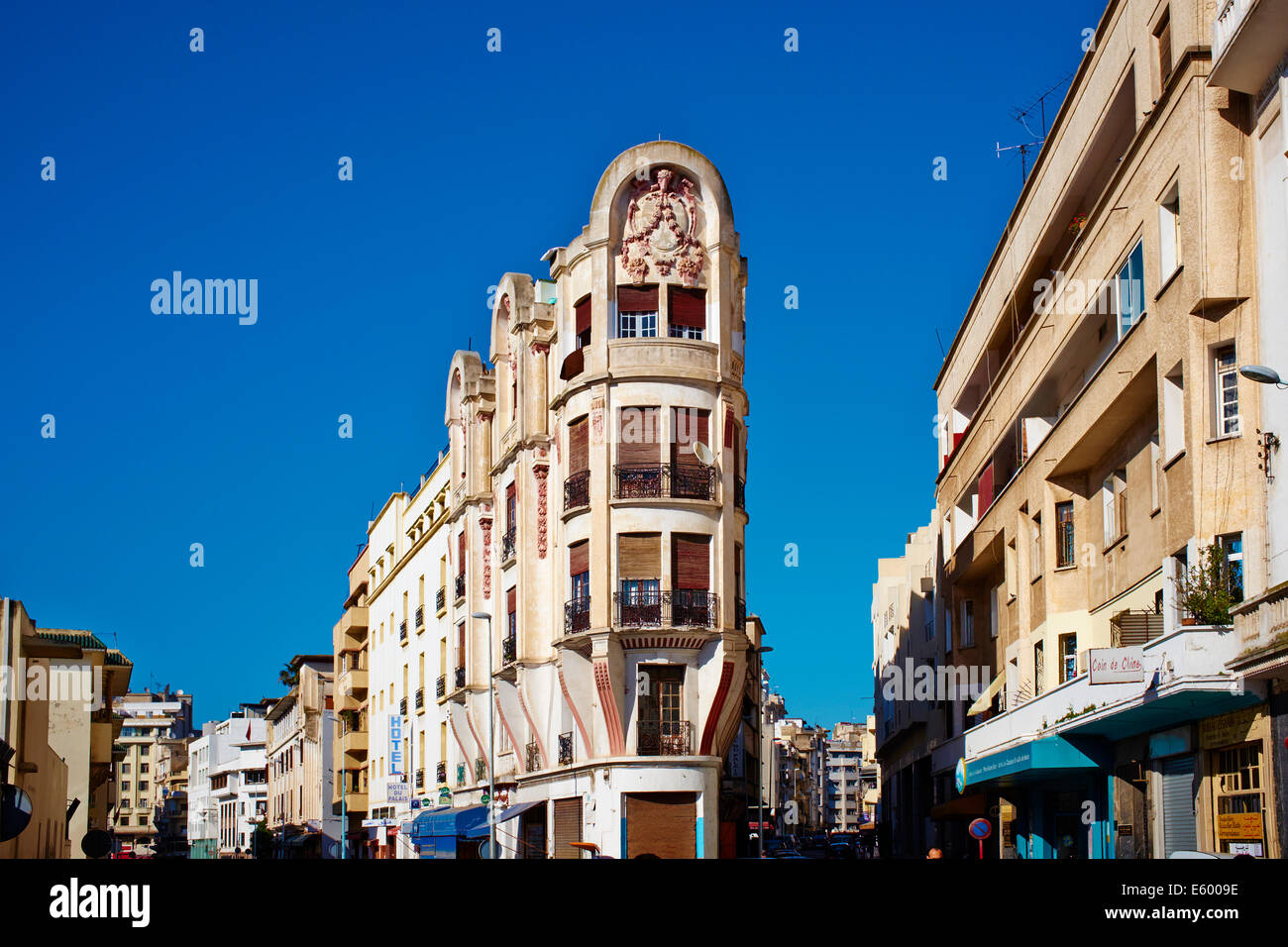 Casablanca street art hi-res stock photography and images - Alamy