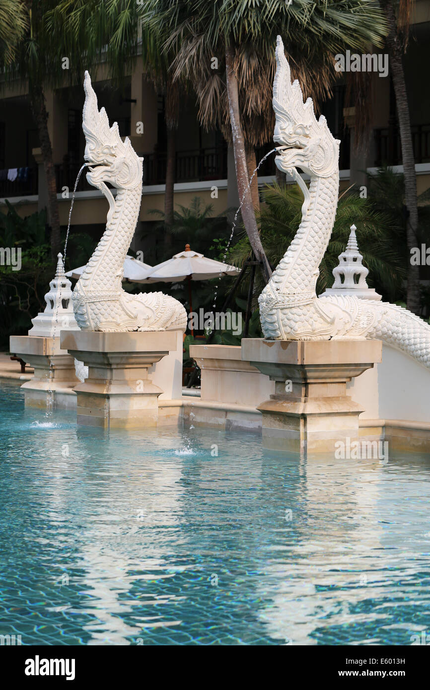 Dragons pool hi-res stock photography and images - Alamy