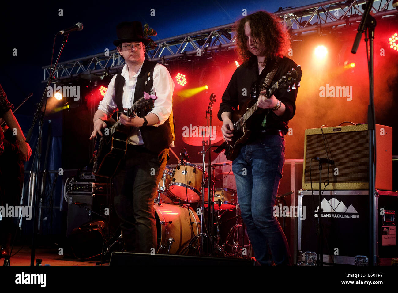 Beauly, Scotland, UK. 9th August, 2014. Trongate Rum Riots performs at ...