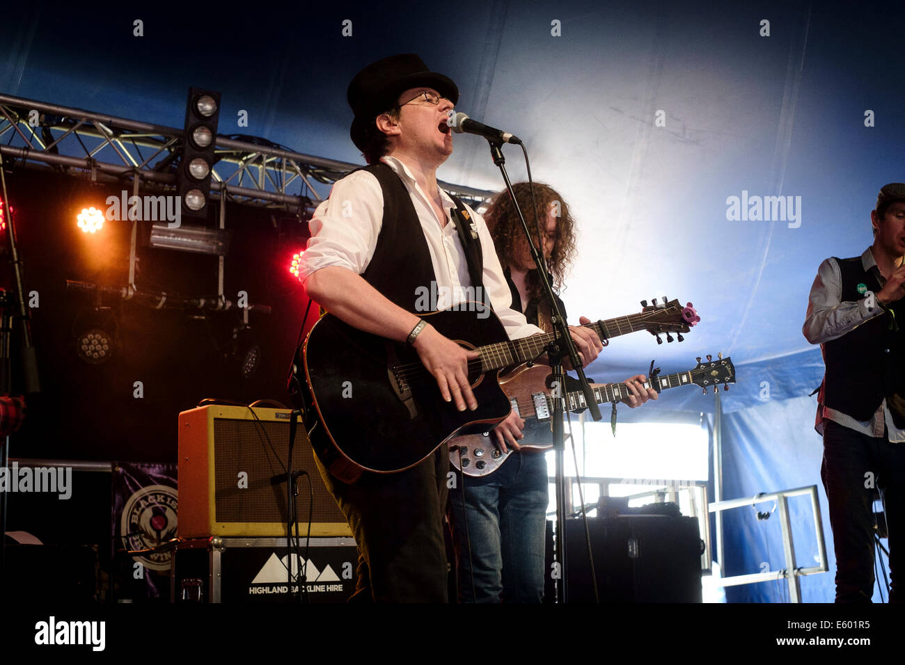 Beauly, Scotland, UK. 9th August, 2014. Trongate Rum Riots performs at ...