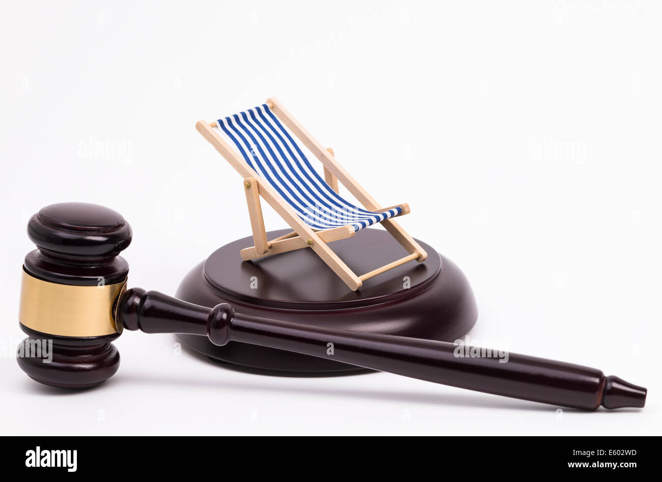 Judge chair hi-res stock photography and images - Alamy