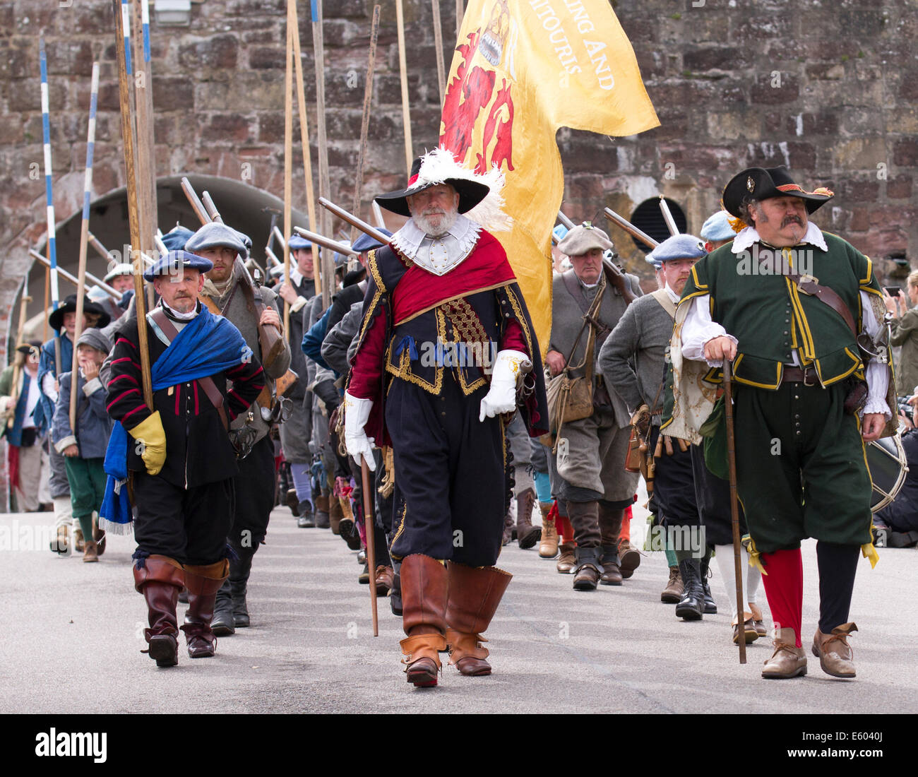 Reenactor re enactor parade hi-res stock photography and images - Alamy