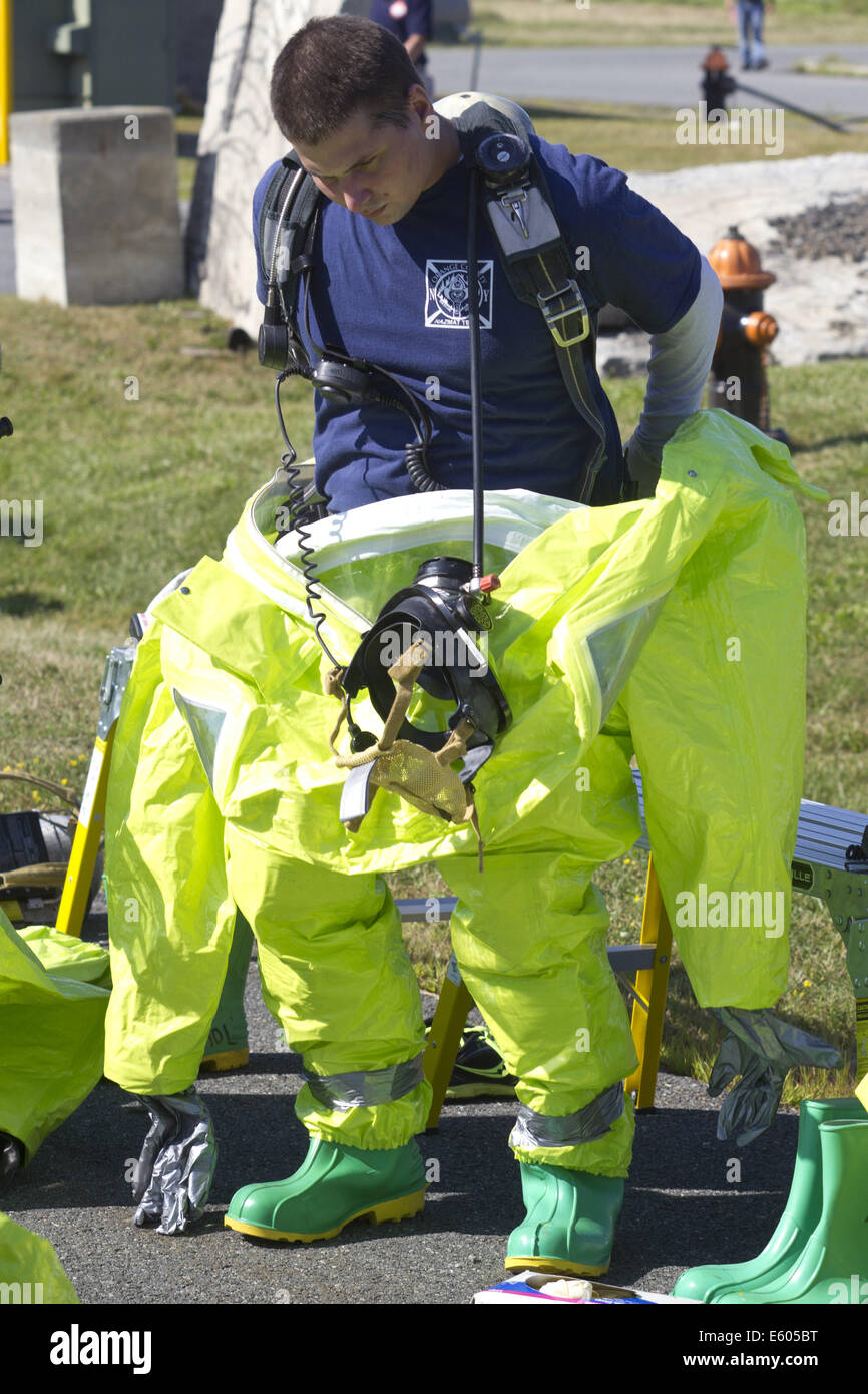New Hampton, New York, USA. 9th Aug, 2014. The Orange County Hazardous ...
