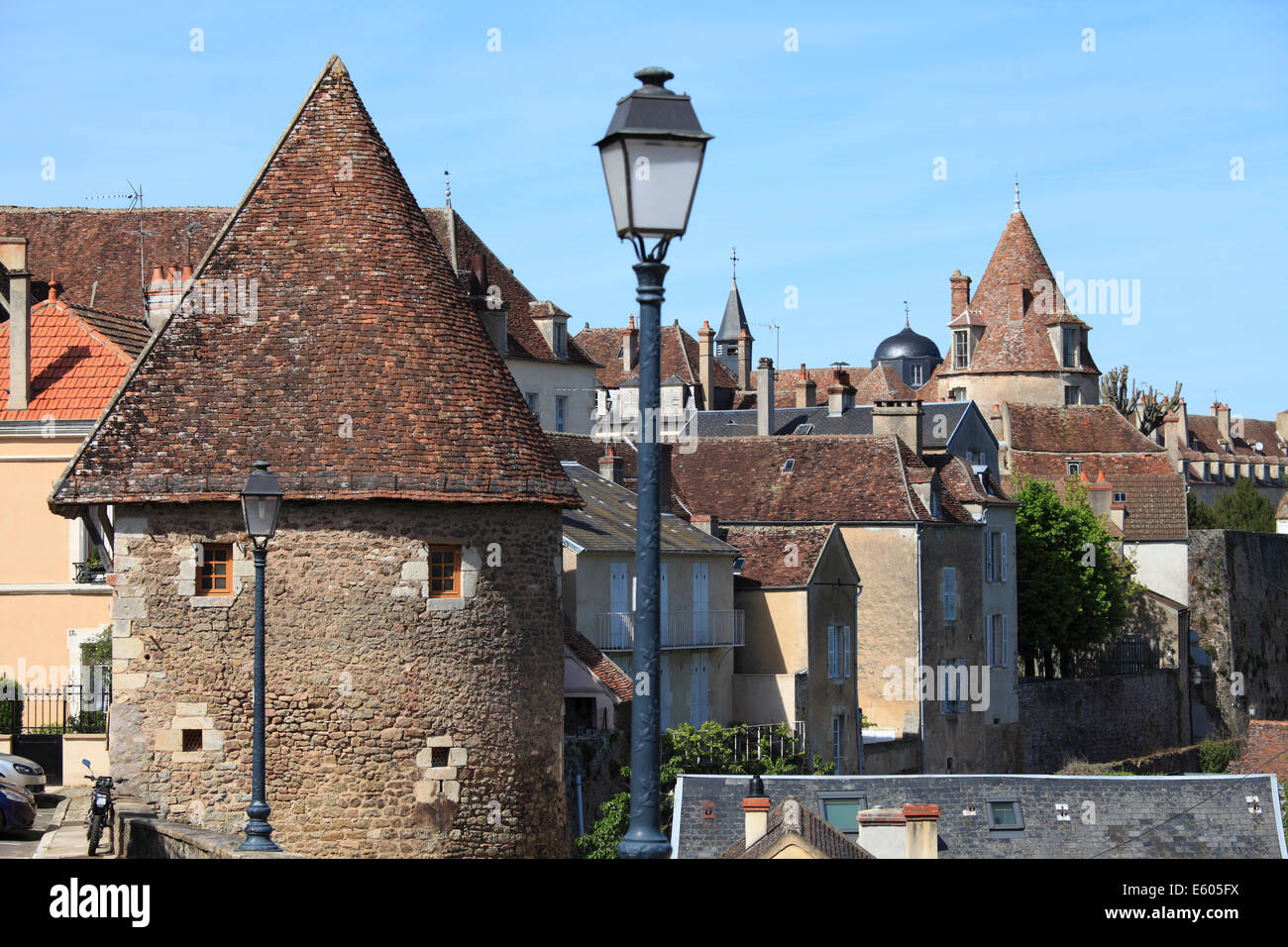 Avallon france hi-res stock photography and images - Alamy
