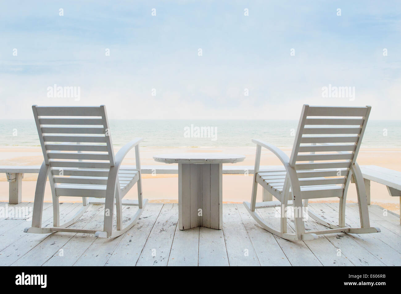 White rocking chairs Stock Photo - Alamy