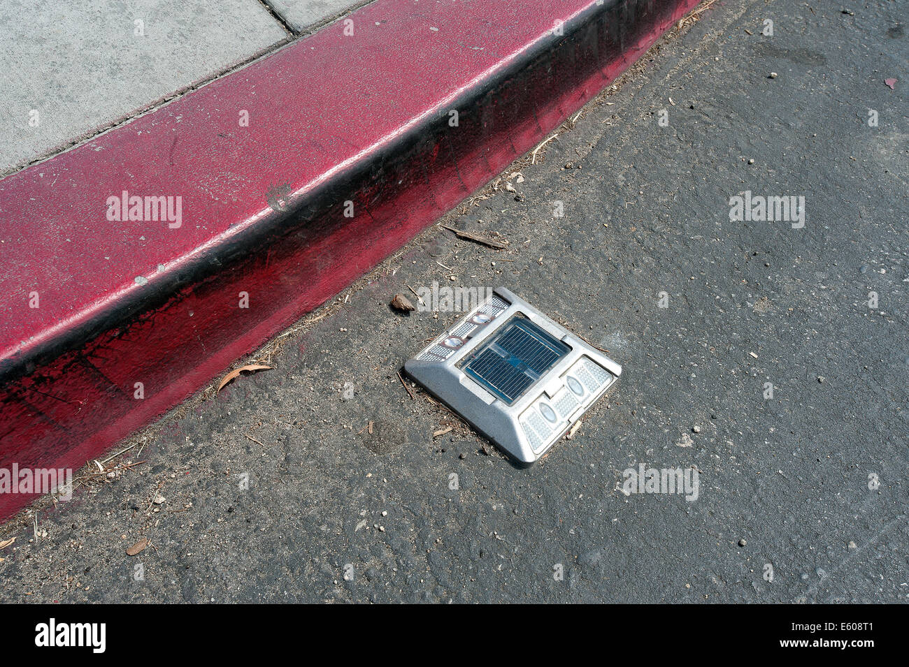 Solar powered reflective road marker (studs Stock Photo - Alamy