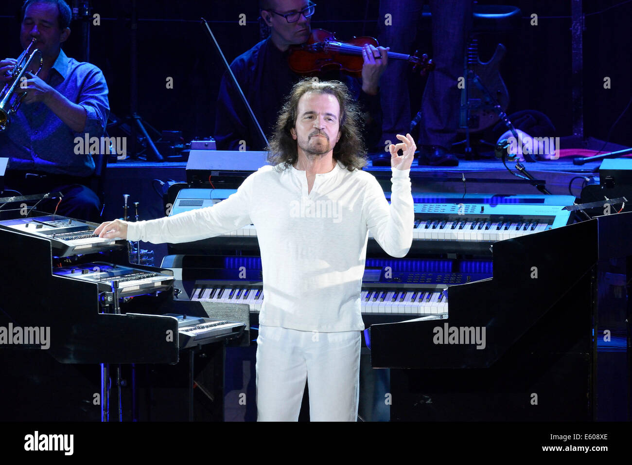 Yanni chryssomallis hi-res stock photography and images - Alamy