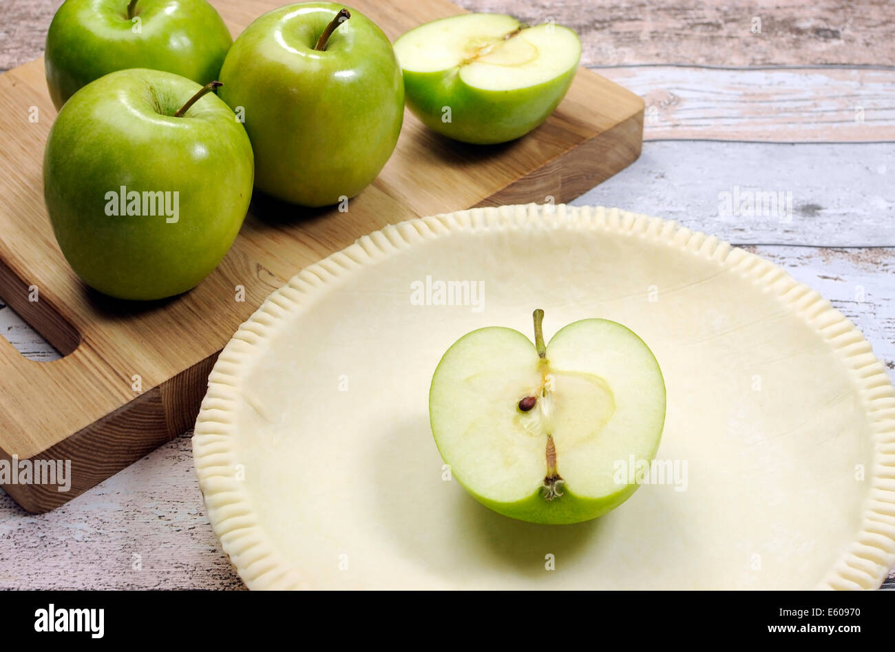 Empty nuts hi-res stock photography and images - Alamy