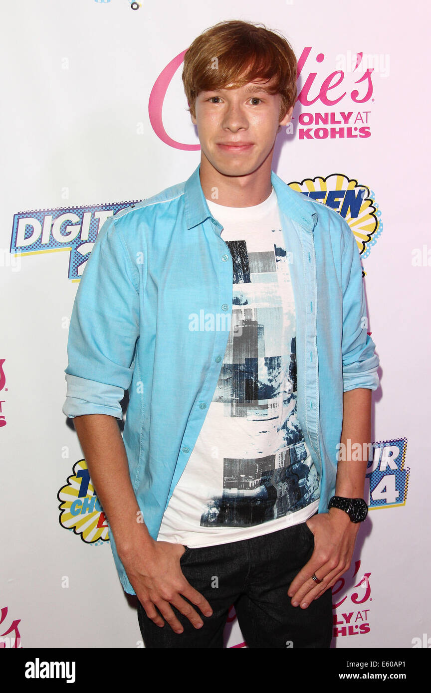 Los Angeles, California, USA. 9th Aug, 2014. Matthew Nardozzi attends ...